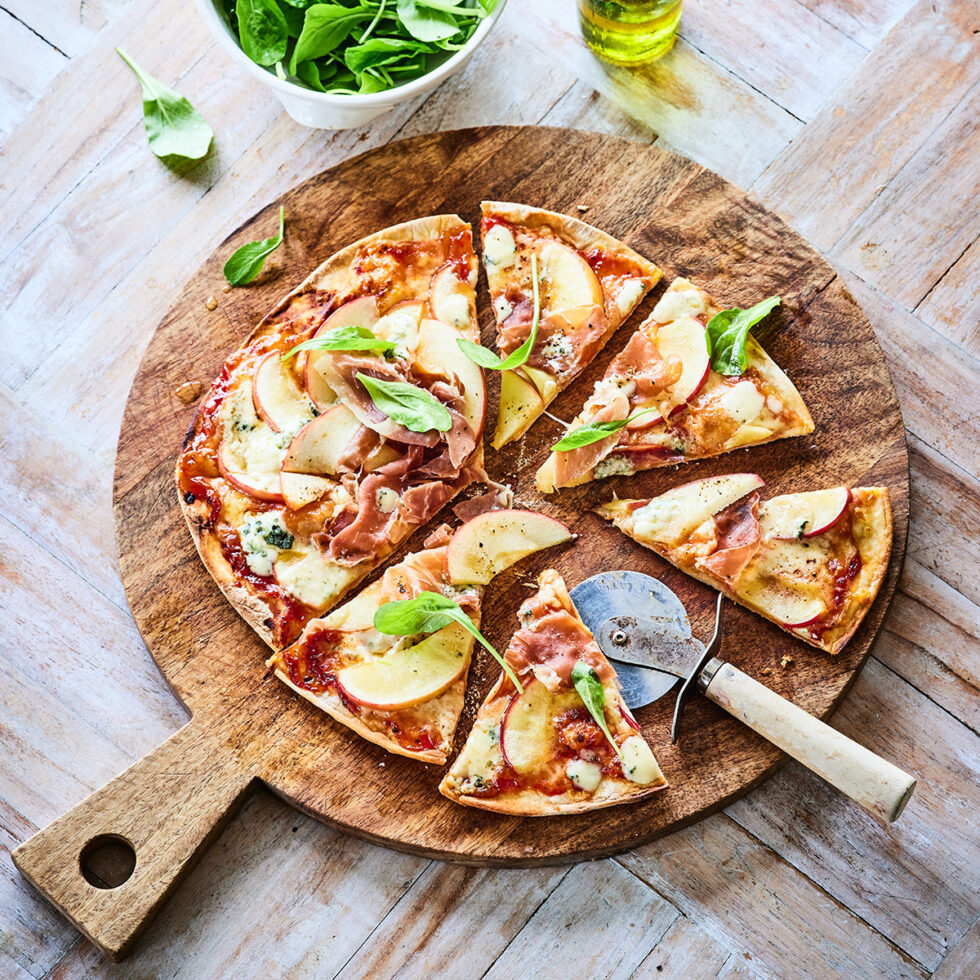 ENVY™ STILTON CHEESE PIZZA | ENVY™ Apple US
