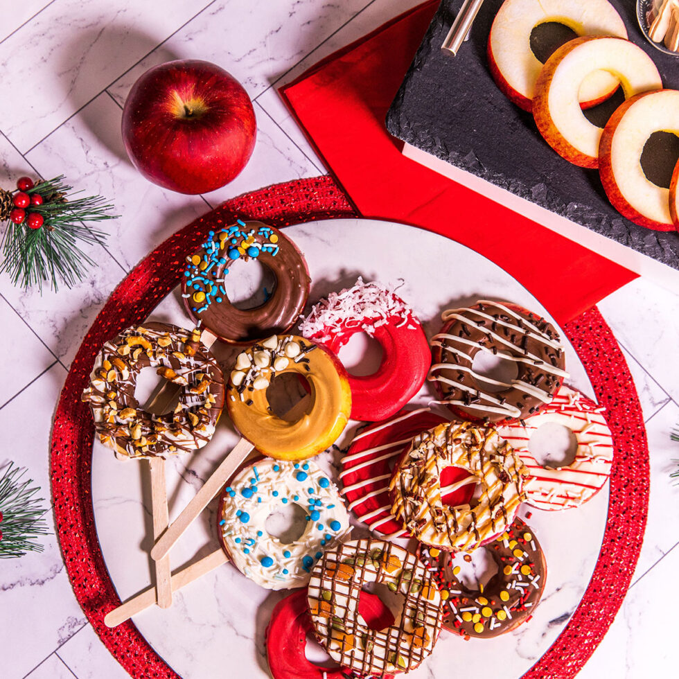 Make-Your-Own Merry ENVY™ Pops | ENVY™ Apple US