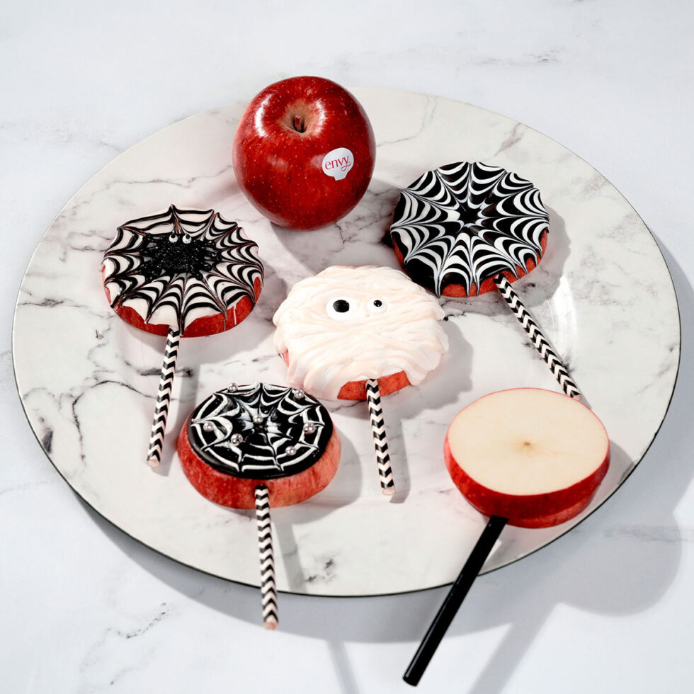 EERIE ENVY™ HALLOWEEN POPS | Envy Apple US